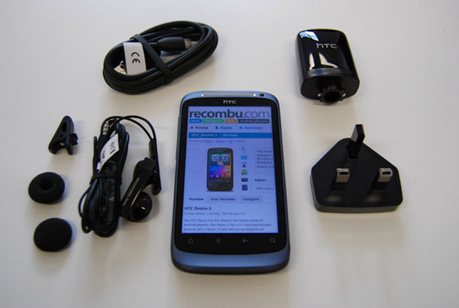 HTC Desire S: What's in the box? | Recombu