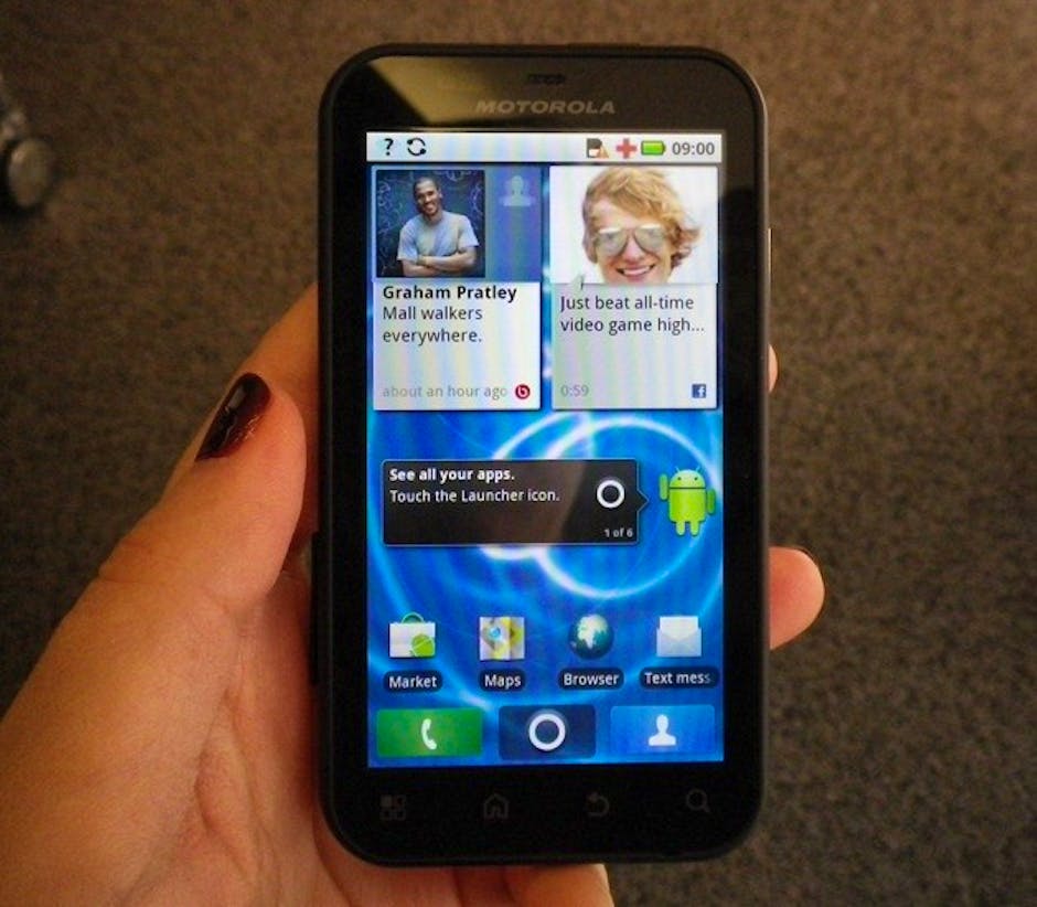 Motorola Defy now available at Carphone Warehouse | Recombu