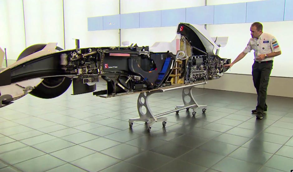 Sauber cuts an F1 car in half to show us what's inside | Recombu