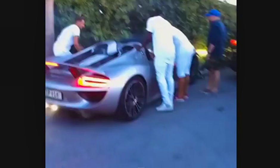 This Porsche 918 Spyder crash video will make you wince | Recombu