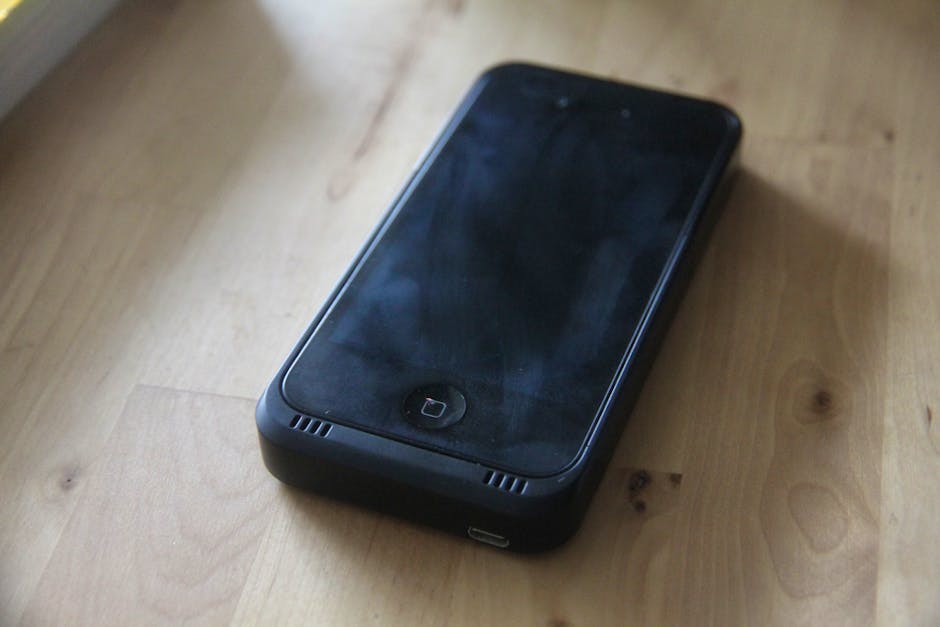 Man Successfully Finds His IPhone After It Falls Out Of A Plane Recombu man-successfully-finds-his-iphone-after-it-falls-out-of-a-plane-recombu