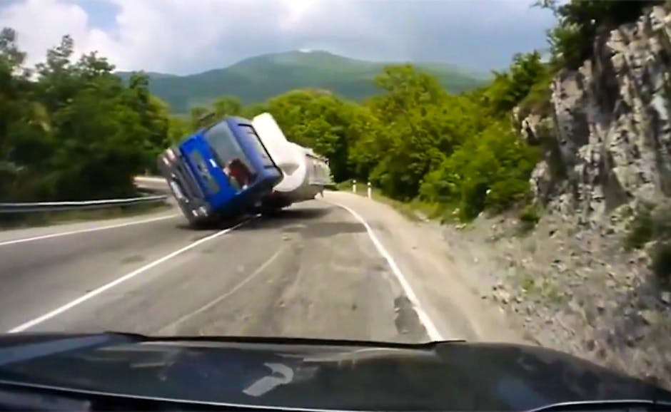 'Ultimate' close call video lives up to its name | Recombu