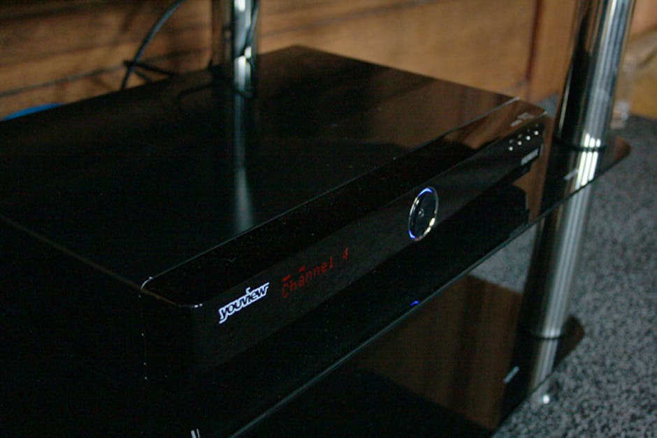 YouView: Hands-on with the Humax DTR-T1000 set top box | Recombu