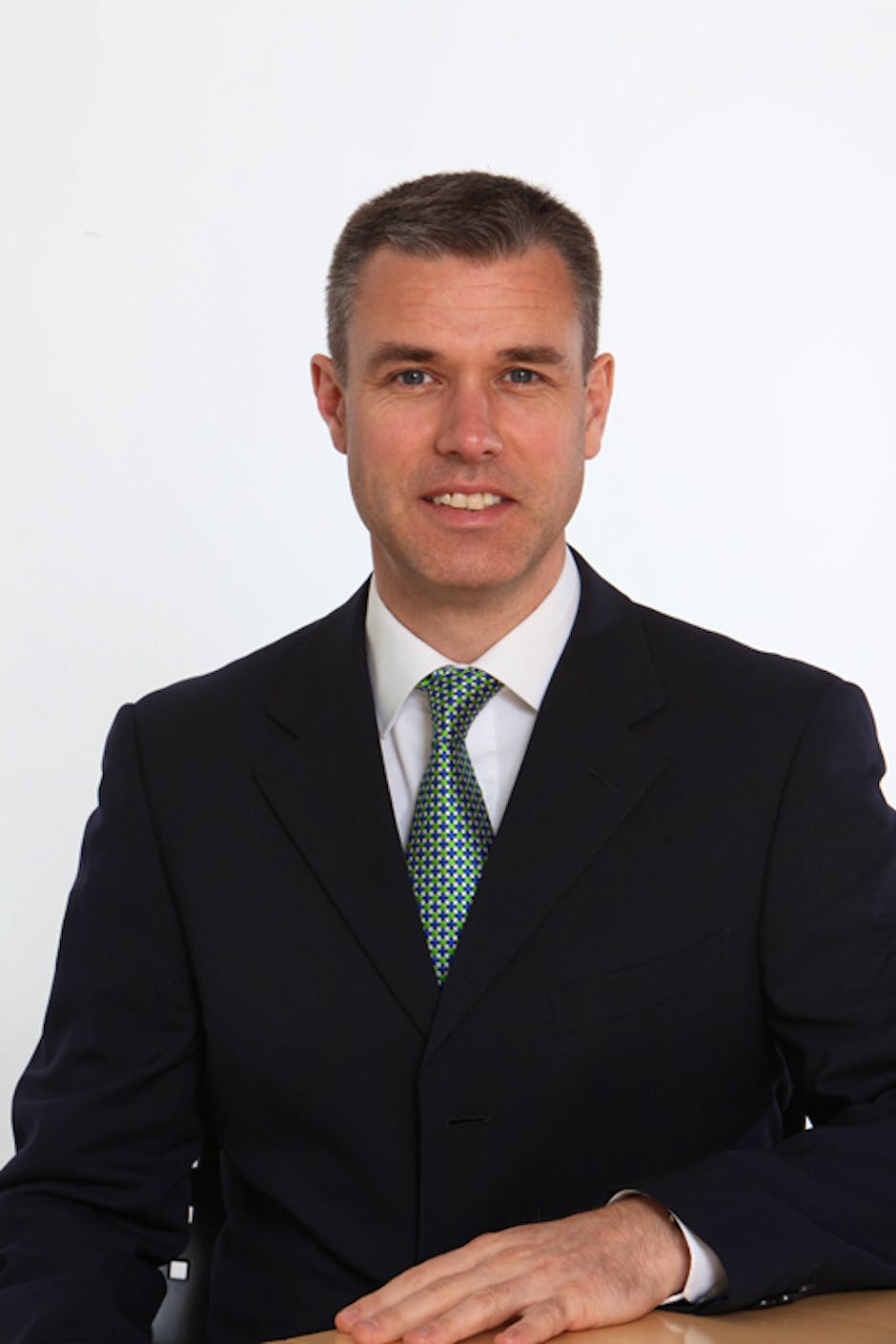 Ofcom demands 98 per cent coverage for next-gen wireless broadband ...