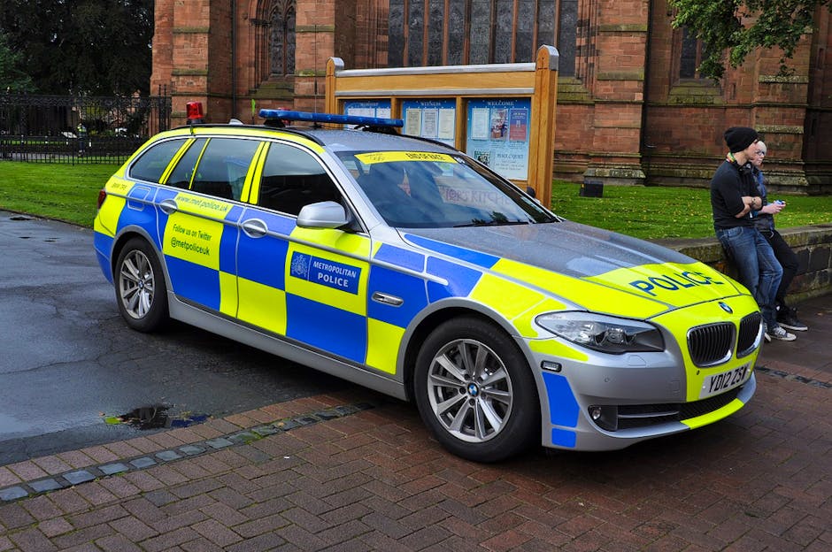 Scottish cops use empty police car as crime deterrent | Recombu