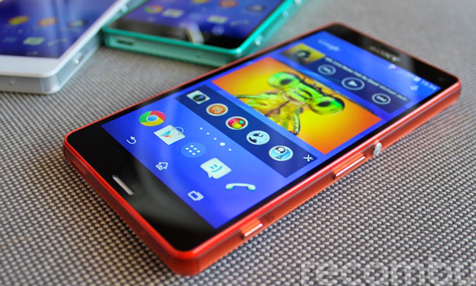 Hands on: Sony Xperia Z3 Compact, best mini phone of 2014? | Recombu