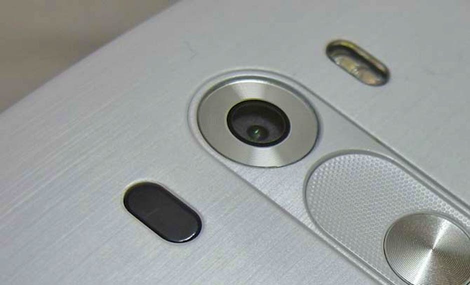 Best camera phone for snapping holiday photos (2014) | Recombu