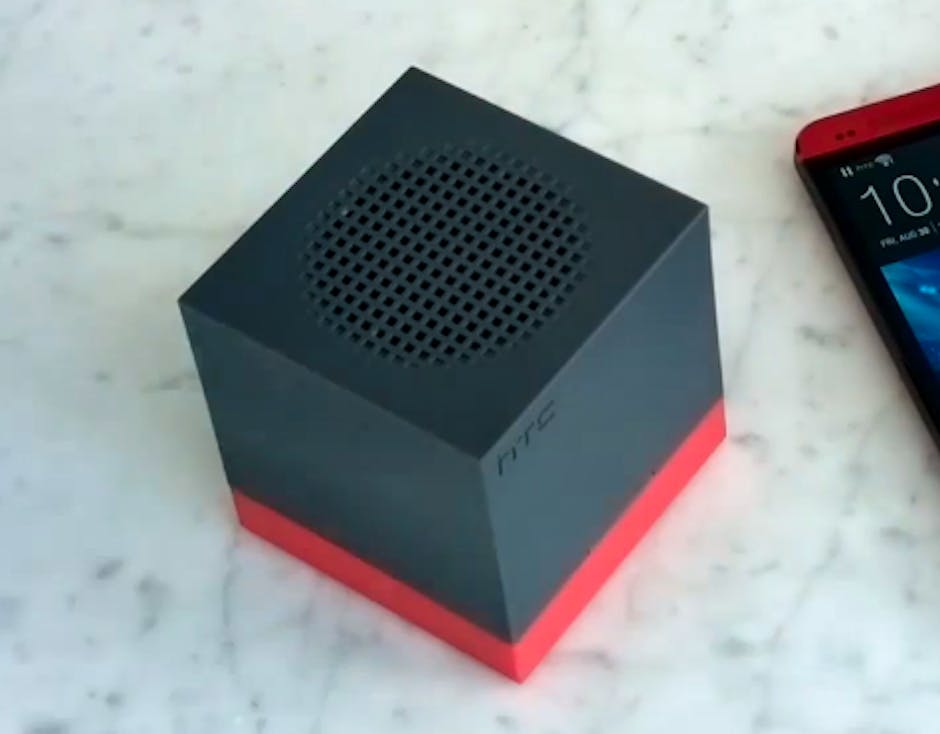 HTC BoomBass hands-on: Some bass with that BoomSound? | Recombu